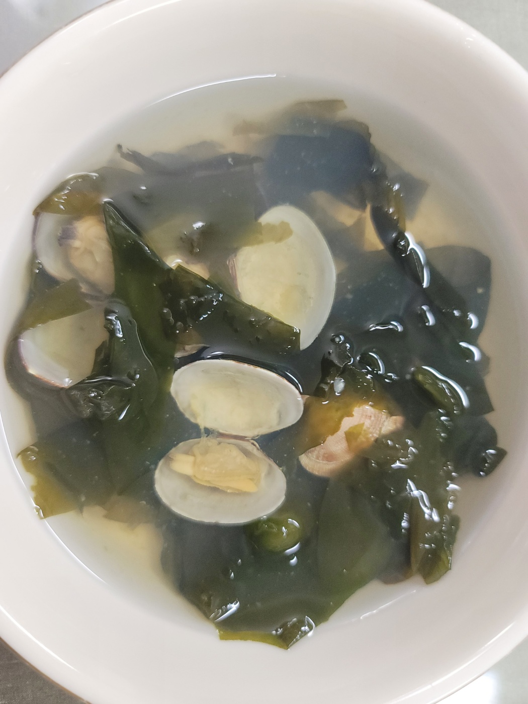 Clam Seaweed Soup - Voyage Korea